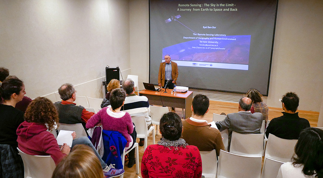 Eyal Ben-Dor: “La teledetección tiene un futuro brillante” – Agencia ...